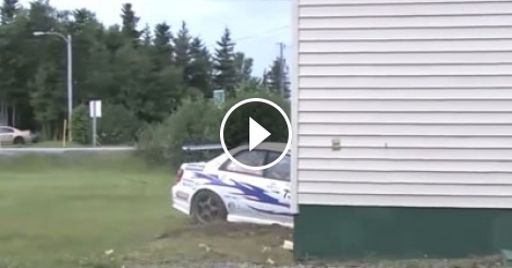 Subaru WRX Crashes Into A House | Klipland.com