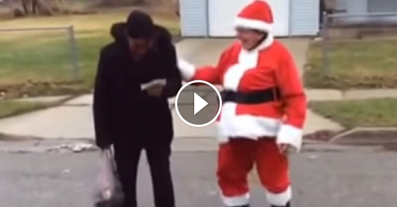 Secret Santa In Pontiac Gives Away $100 To A Homeless Woman - This Is ...