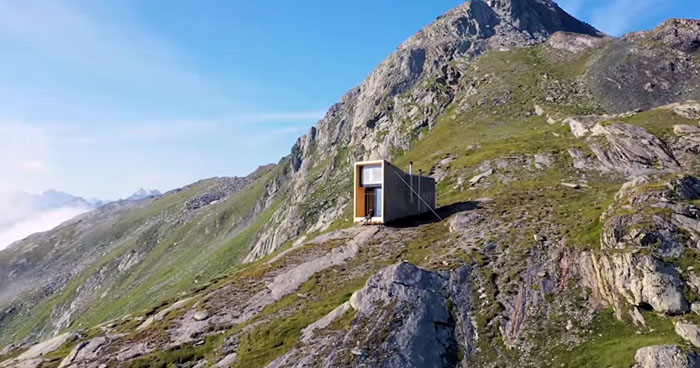 This Tiny Home In The Swiss Alps Will Blow Your Mind Away | Klipland.com