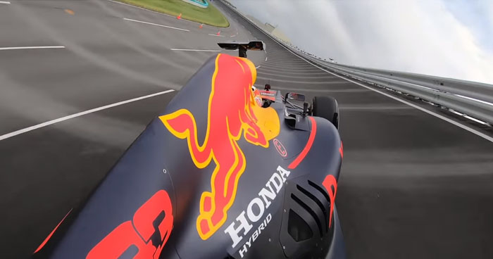 Formula 1 Race Car Goes Oval Racing In Japan | Klipland.com