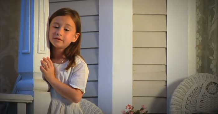 After Her Mom Died, 7-Year-Old Rhema Paid Tribute Singing "Amazing ...