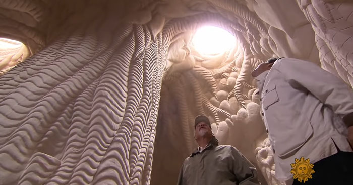Cave-Digging Artist Turns Sandstone Hills Into Art Inside The Cave ...