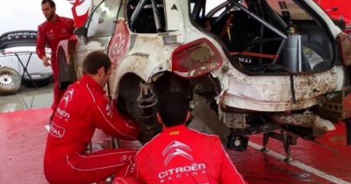 Mechanics Repair A Completely Destroyed Rally Car In 30 Minutes ...