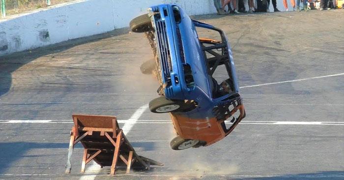 Ramp Rollover Competition At Speedway Warneton | Klipland.com
