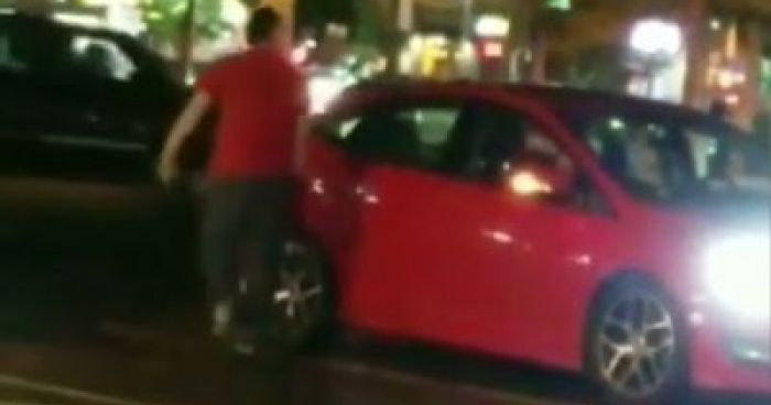 Man Sees Woman Being Forced Into Car And Intervenes | Klipland.com