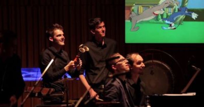 Tom & Jerry Sounds Effect During Live Concert | Klipland.com