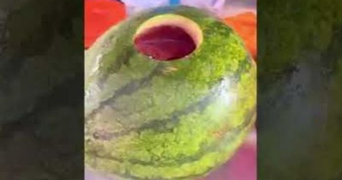 How They Sell Watermelon In Malaysia As A Refreshing Drink | Klipland.com