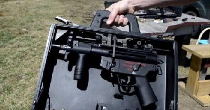 MP5 Submachine Gun Operational Briefcase | Klipland.com