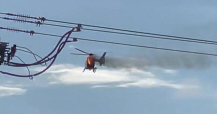 Shocking Video Shows Chopper Crash Into Florida Apartment | Klipland.com