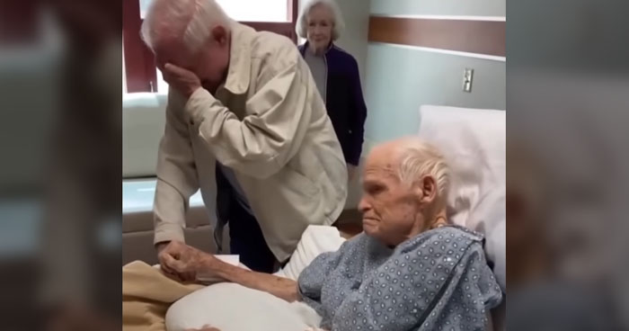 92-Year-Old Older Brother Saying Last Goodbye To His Little Brother ...